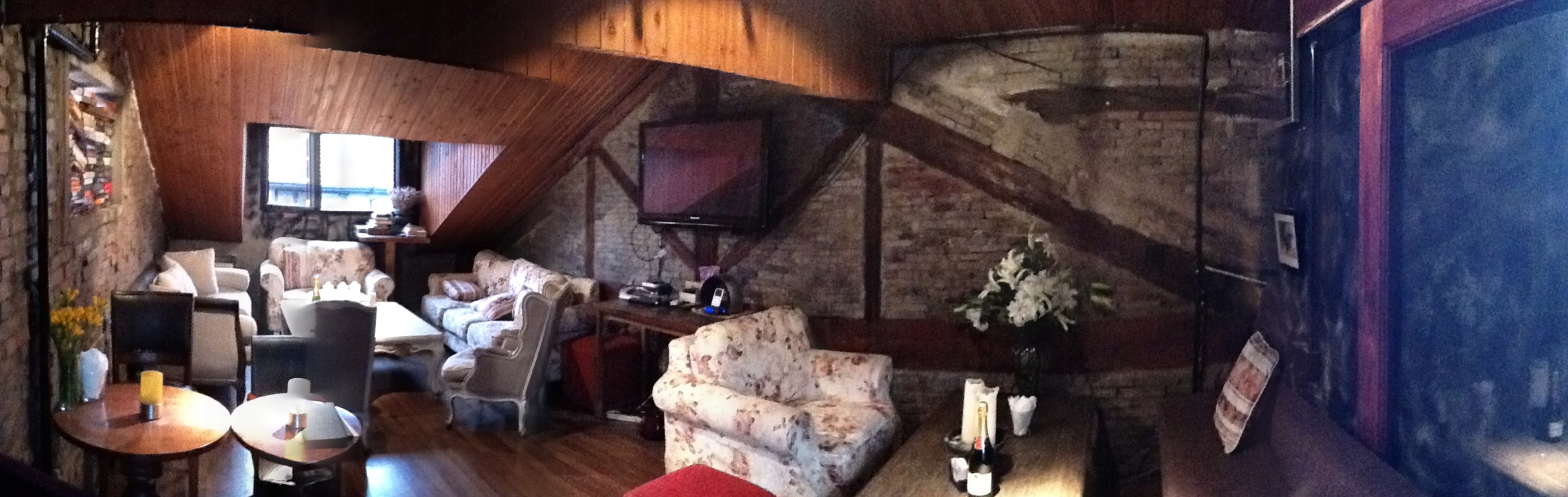 The Ten Best Shanghai Happy Hours - La Vie Zine