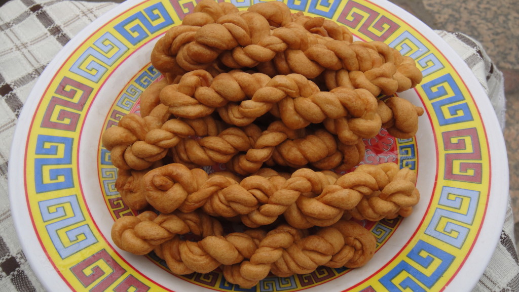 Vacuum-Packed Curiosity: Taste Testing Chinese Snacks You're Too Afraid ...