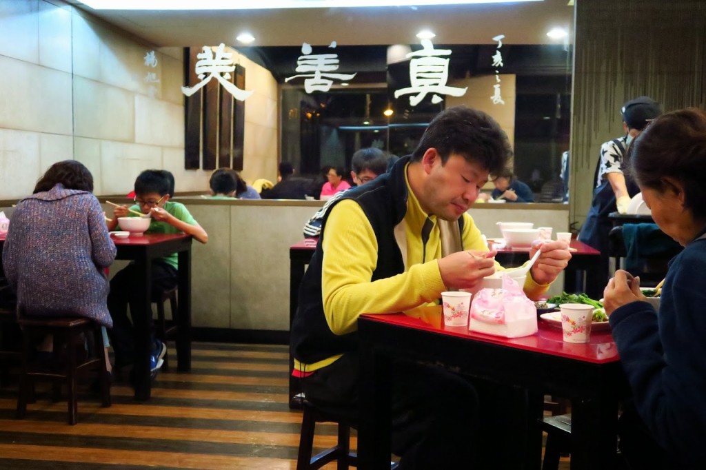 Taipei's Best Beef Noodles - La Vie Zine