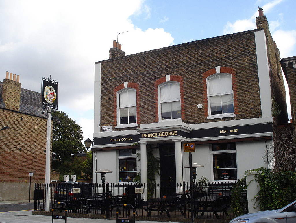 London's best bars and pubs with open fires - La Vie Zine