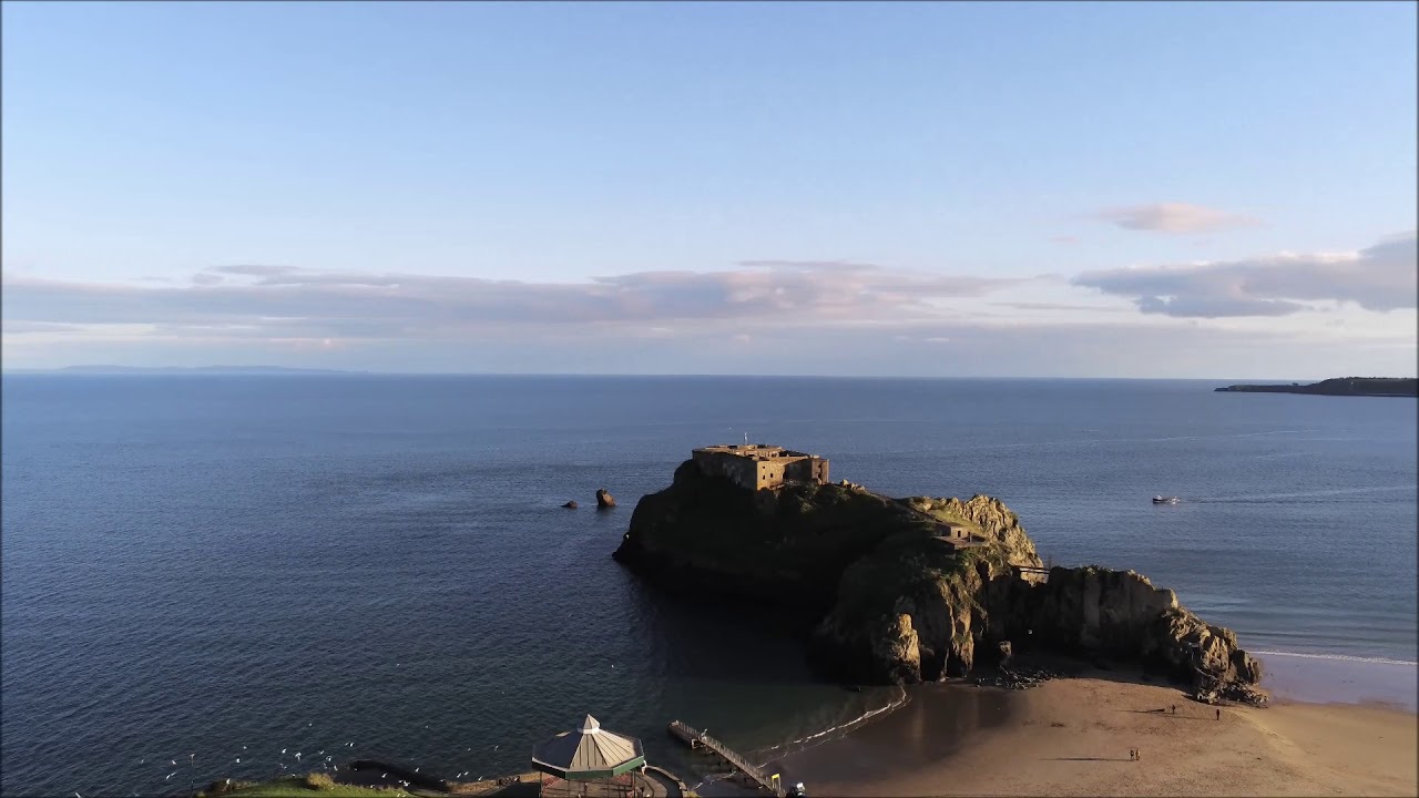 Tenby - Pembrokeshire, Wales (Drone Footage, 4K HDR Parrot Anafi) - La ...