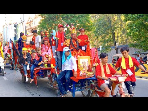 Parade Neak Ta 2020, The Chinese & Vietnamese Tradition in Cambodia ...