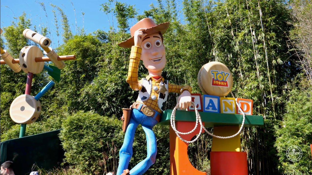 Toy Story Land Complete Walkthrough Tour in 4K at Disney's Hollywood ...