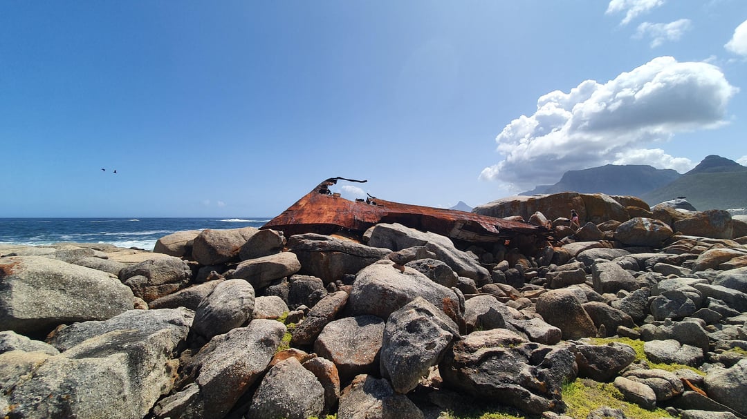 Ou Schip, Hout Bay, Cape Town, South Africa - La Vie Zine