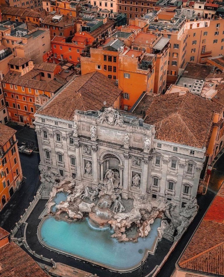 Trevi Fountain, Rome, Italy - La Vie Zine