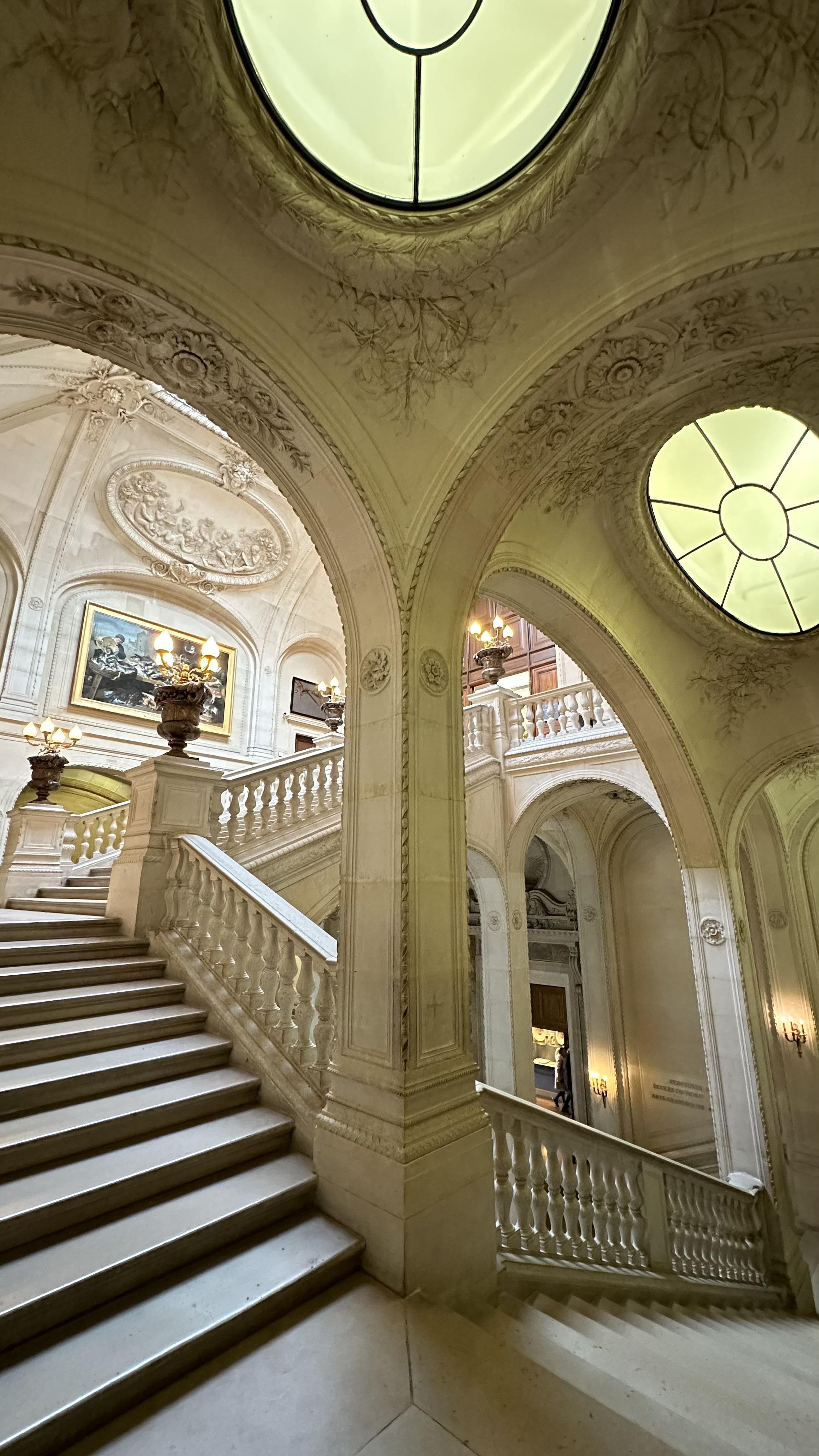 That stairs of Louvre museum… - La Vie Zine