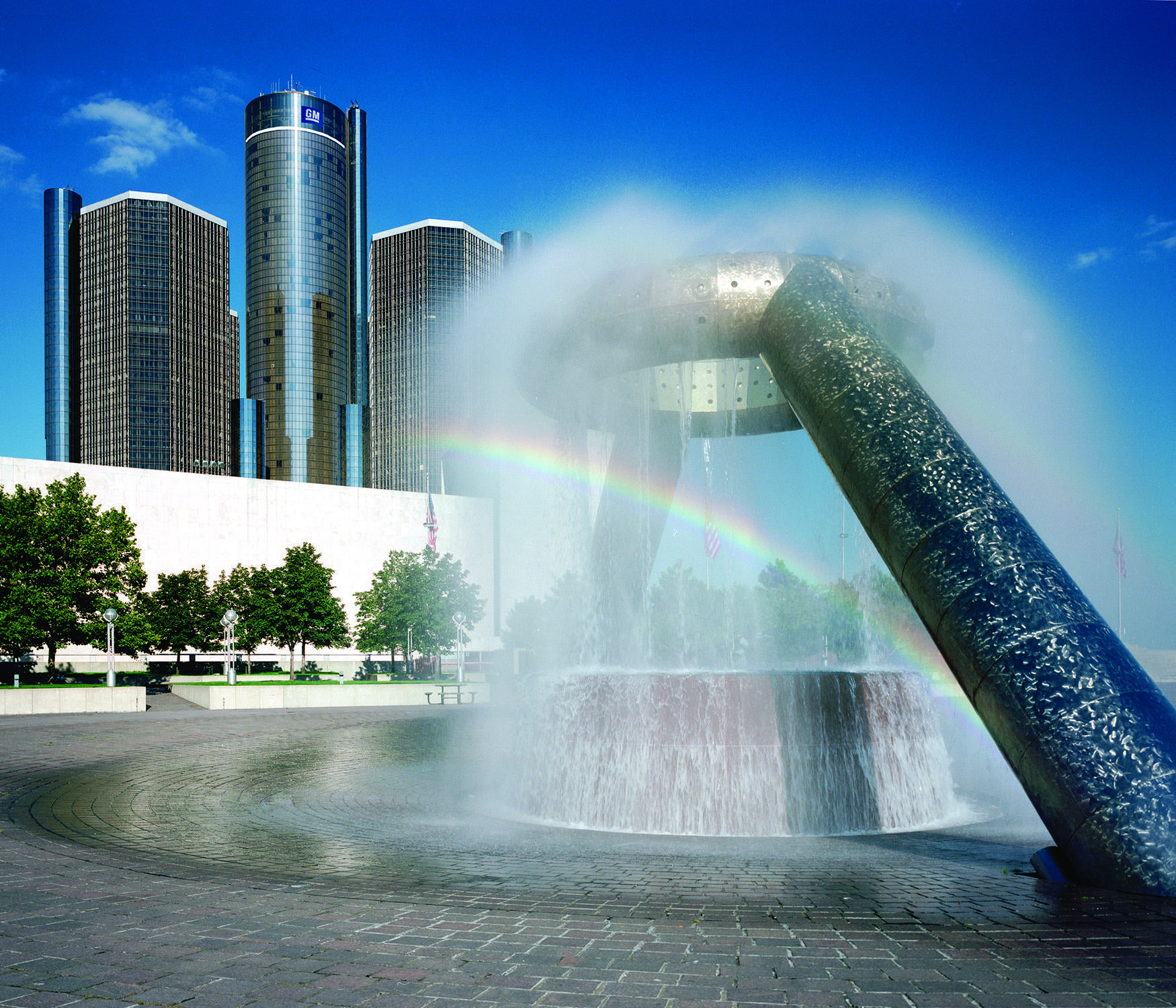 Dodge Fountain, designed by Isamu Noguchi, at the Hart Plaza in ...