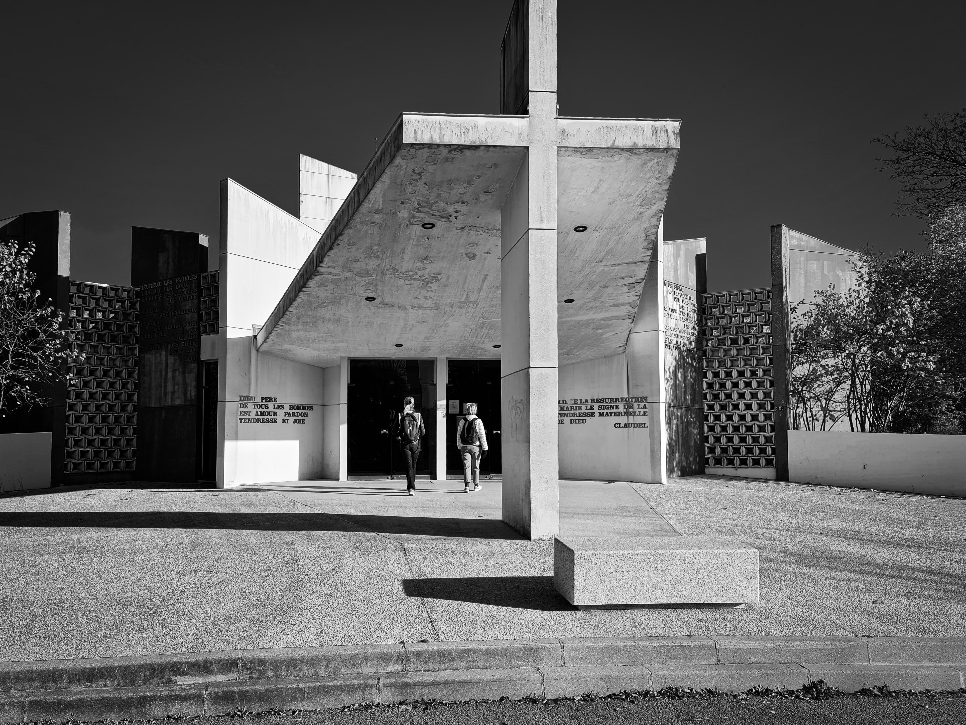 The 1970 church of Notre-Dame-de-la-Résurrection in Chesnay, France, by ...