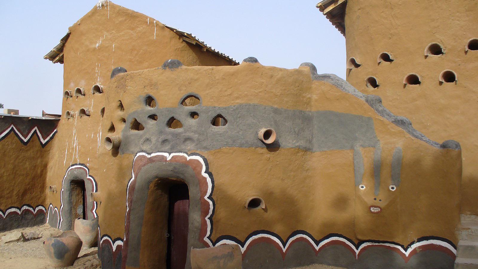 Day 34 of posting a random building from every UN recognized country ...