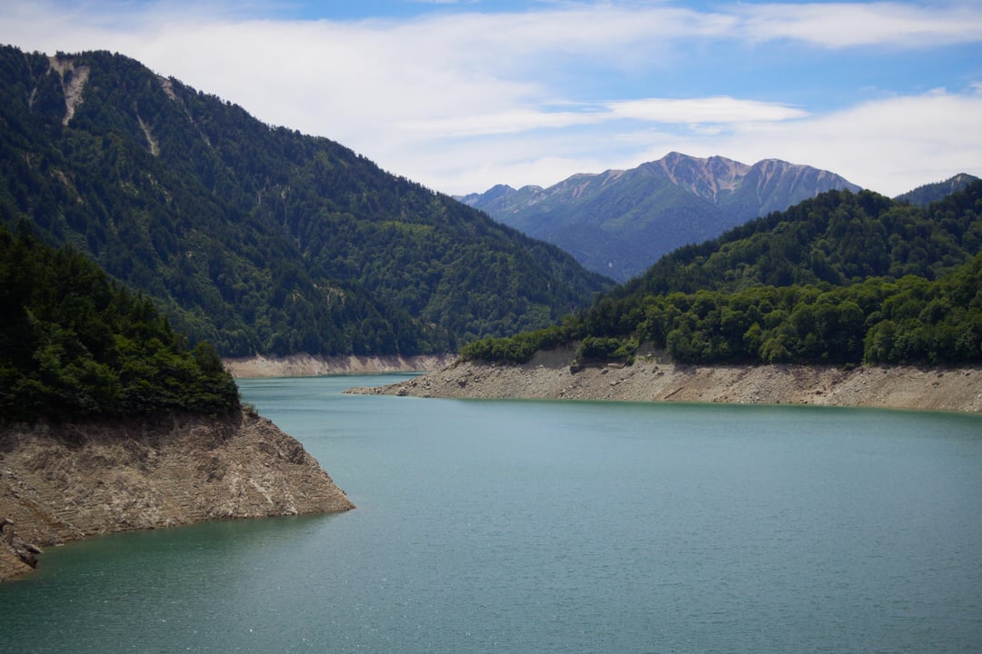 Tateyama Kurobe Alpine Route, Hida Mountains, Japan - a spectacular ...