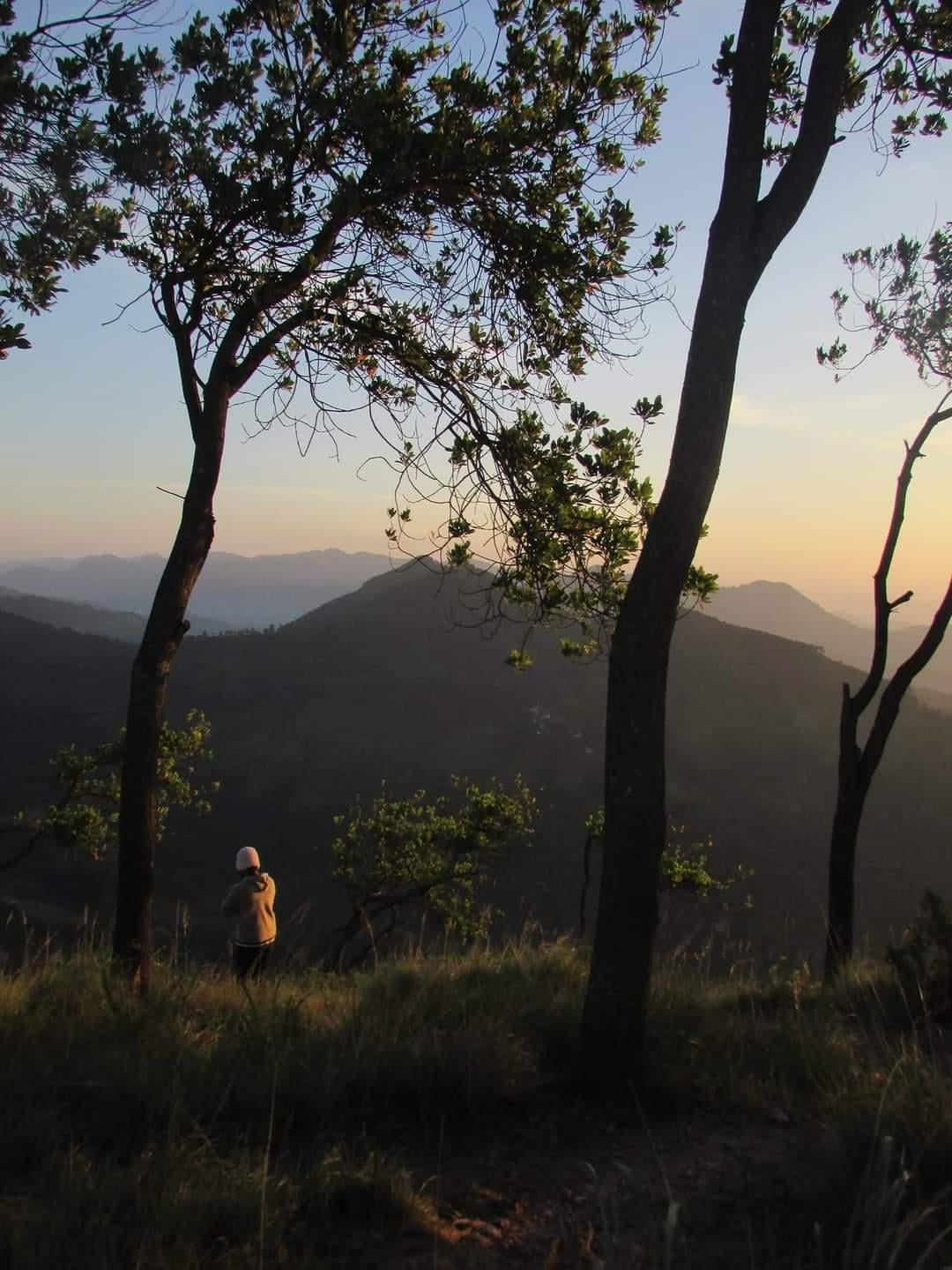 Camping at Babaragala Pathana, Namunukula, Sri Lanka - La Vie Zine