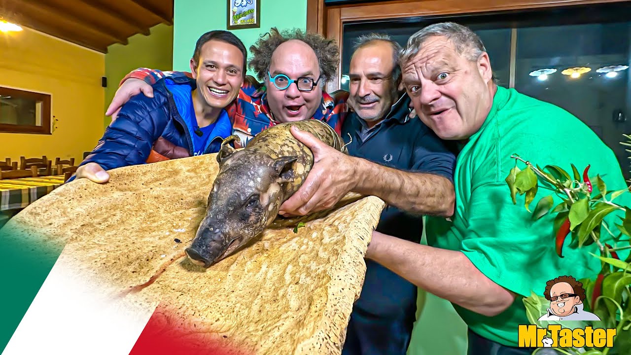 Extraordinary Dishes with Pork anda Cheese Infested with Live Maggots ...