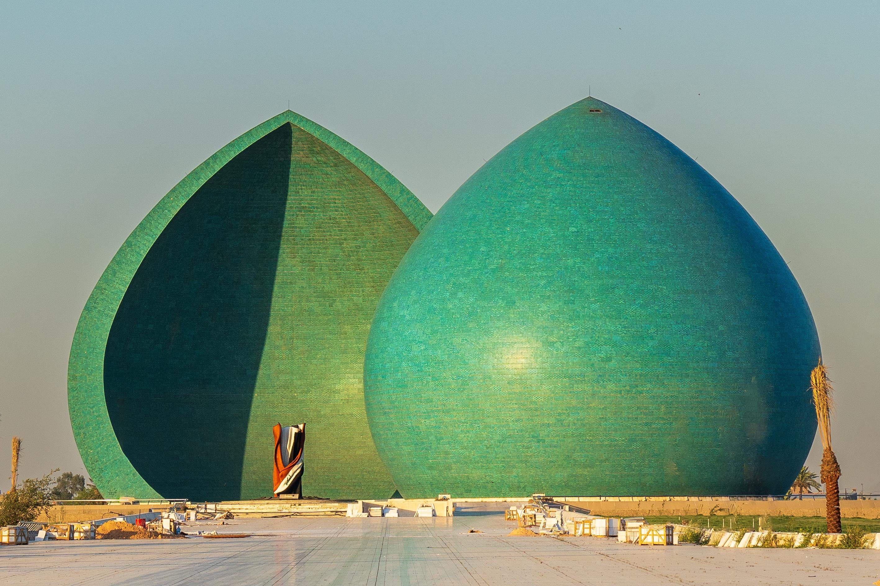 [OC] The Al-Shaheed Monument in Baghdad, originally to commemorate ...