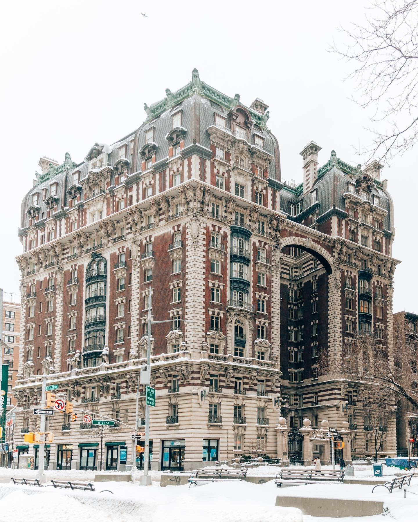 The Dorilton, a 1900 Beaux Arts residential building designed by the ...