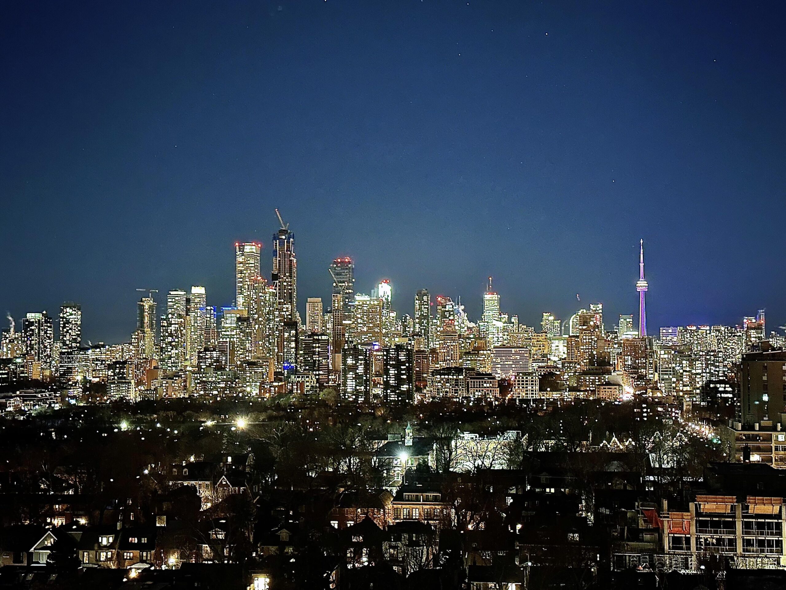 Canada’s New Tallest Building is Transforming Toronto’s Skyline - La ...