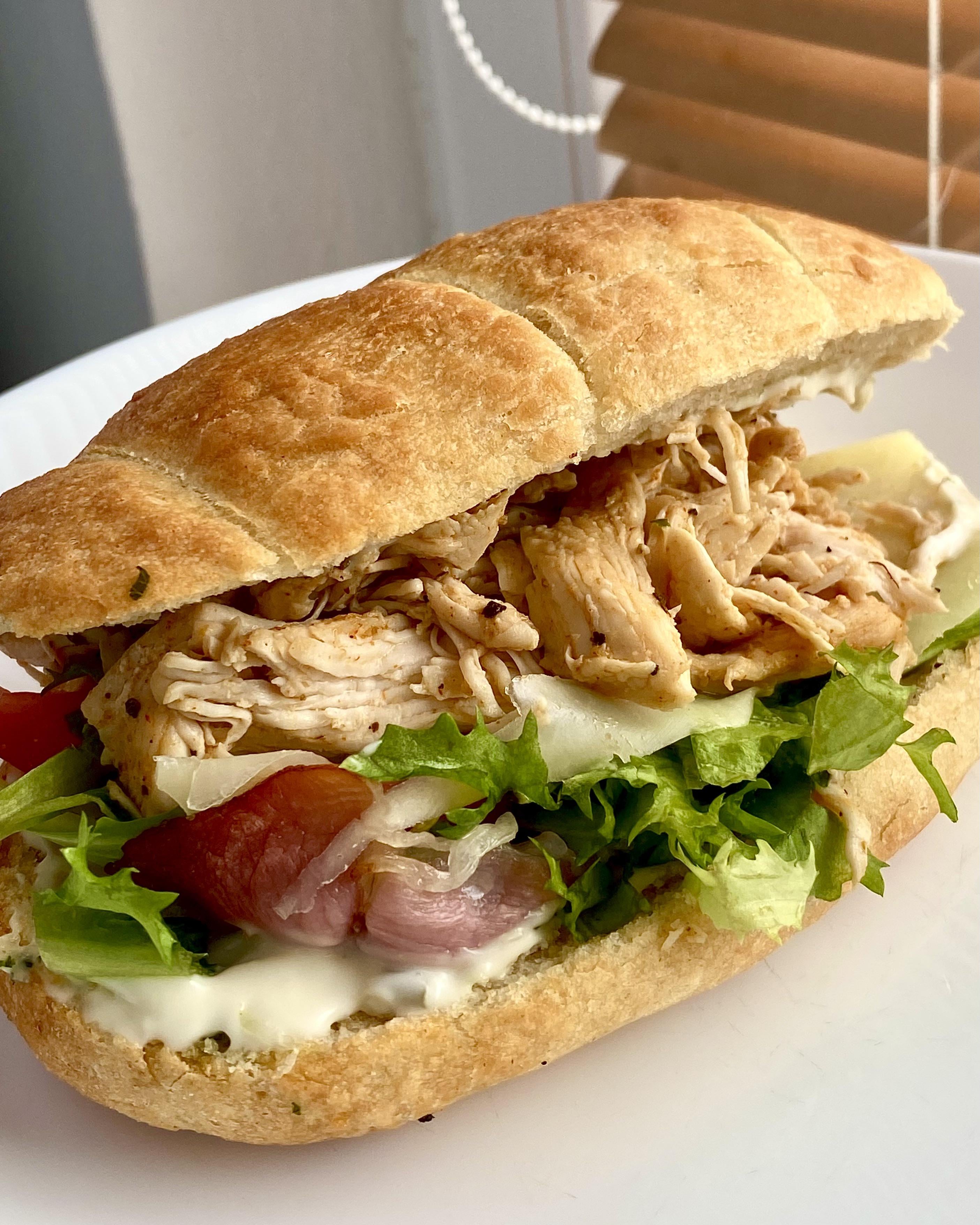 Homemade chicken sandwich - La Vie Zine