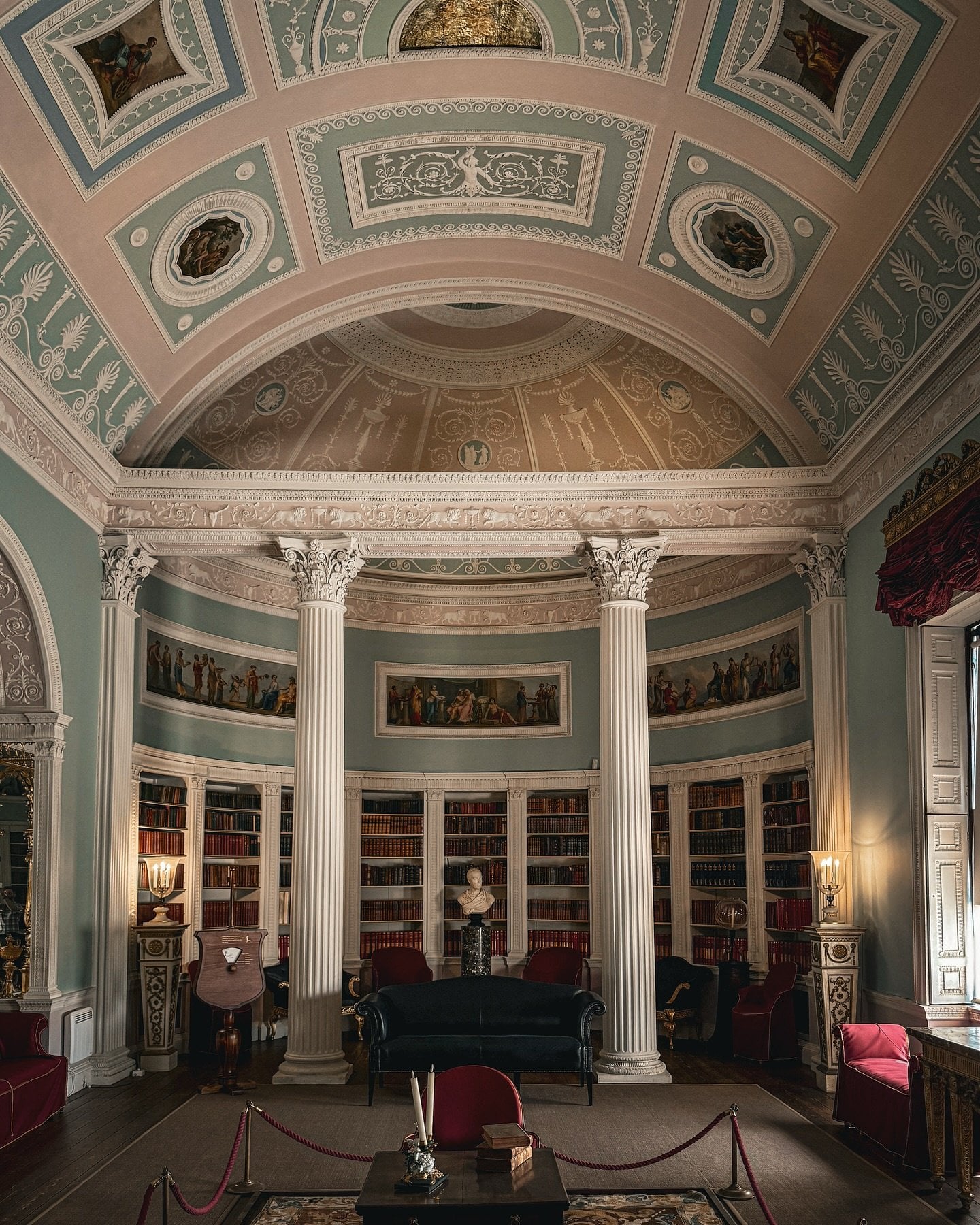 18th-century Neoclassical library added to the 17th-century Kenwood ...